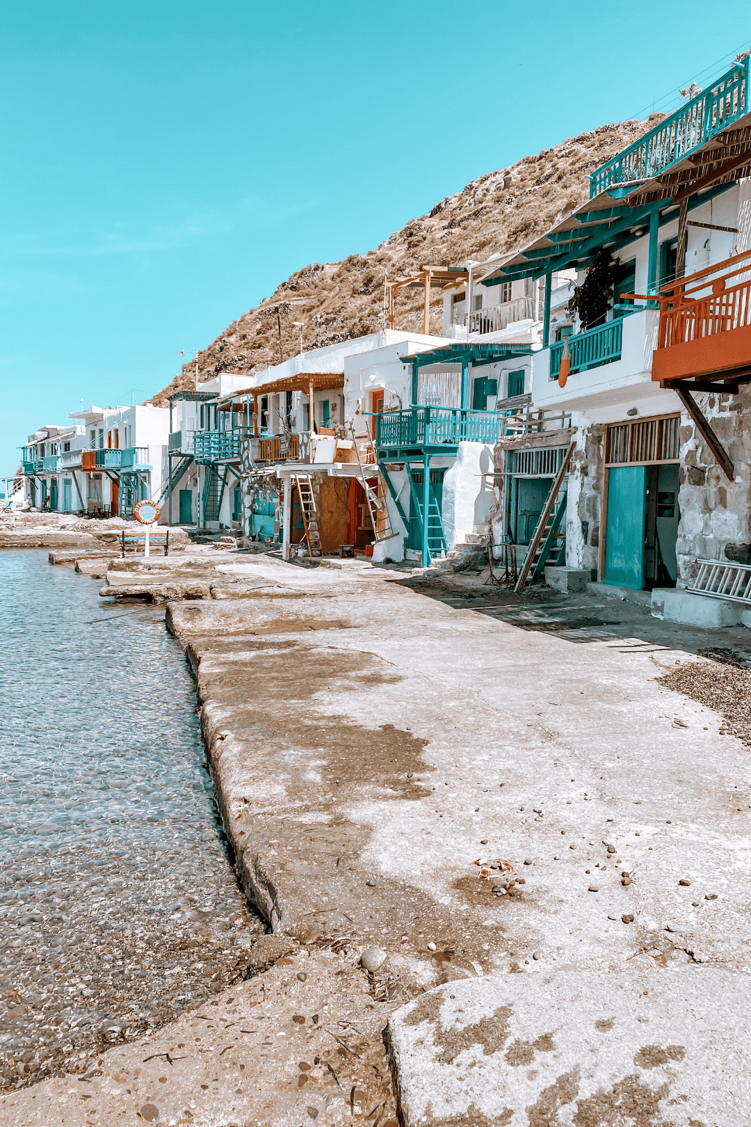 Milos Travel guide & Incontournable - GLOBEUSE WANDERER